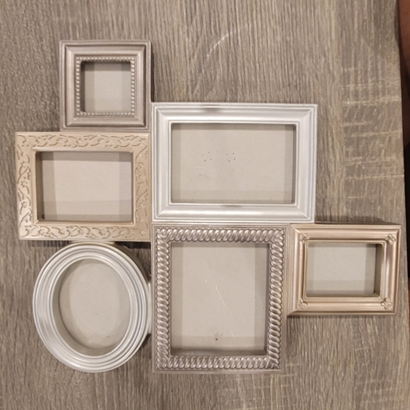 Umbra | Accents | Umbra Photo Collage Frame Display Weasel Back | Poshmark